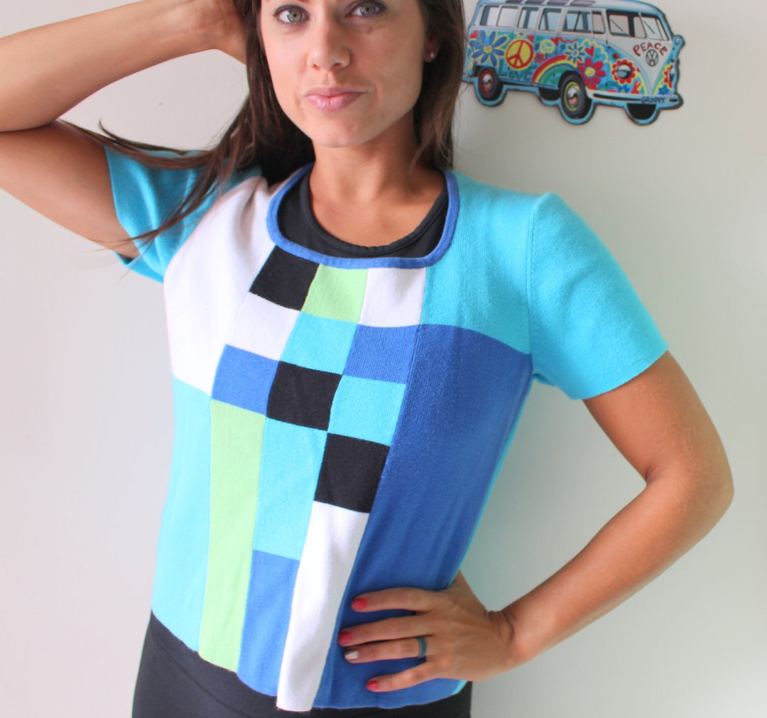1990s BLUE Geometric Crop Top..top. 90s Clothing. Summer. Colorful ...