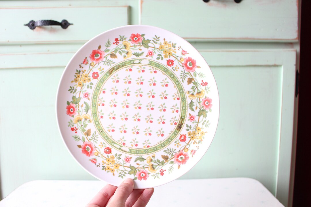 Vintage GROOVY Flower Daisy Plate.....melmac. Retro. Eat. Serving ...