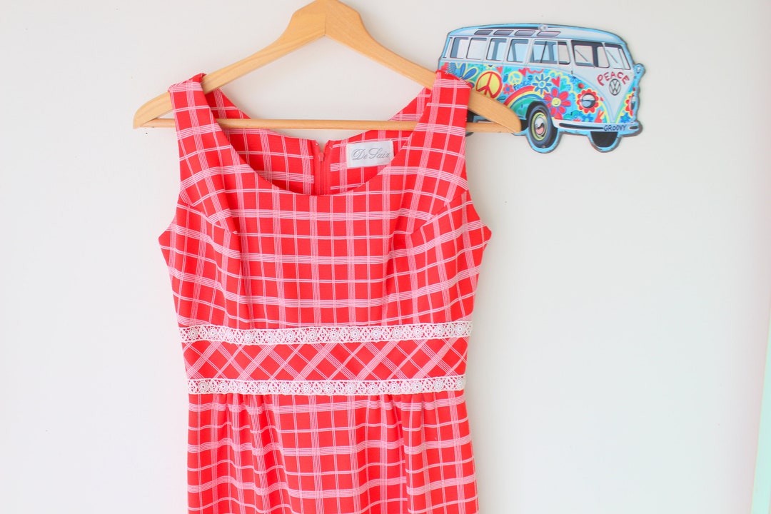 Vintage MOD GIRL Dress....size Small to Medium Womens...checkered Dress ...