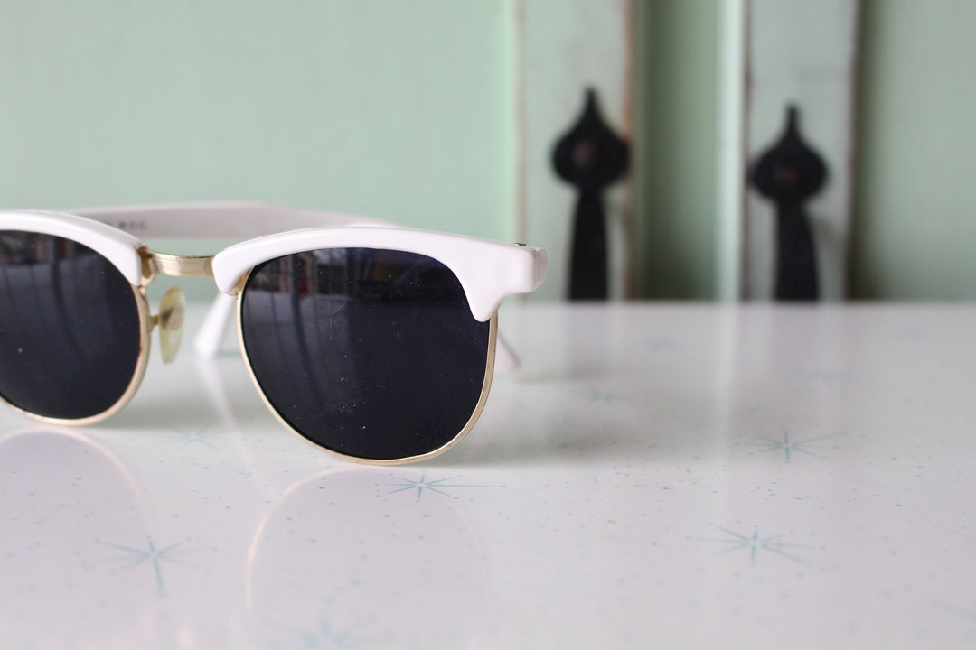 NOS Vintage HIPSTER Gafas de sol.retro. tonos coloridos. traje. hipster ...