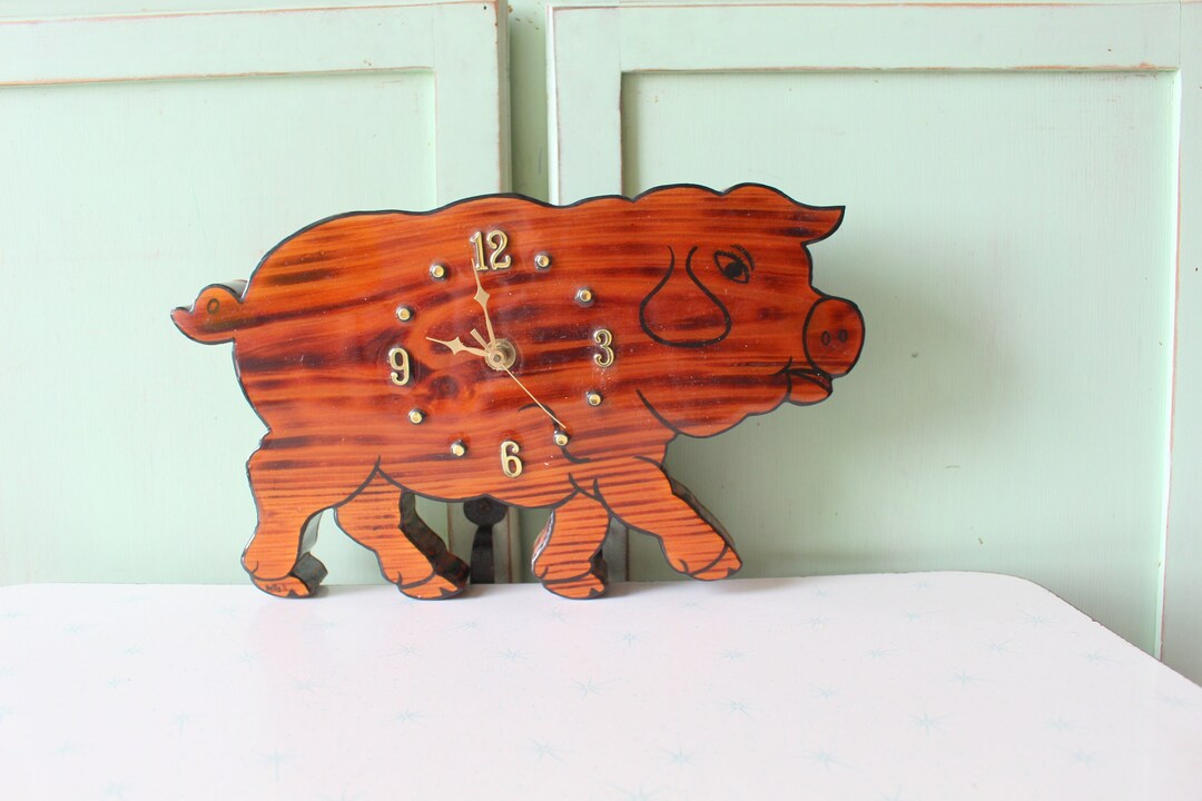 1980s Wooden PIG Retro Clock.....collectible. Rare. Awesome. Kitsch ...
