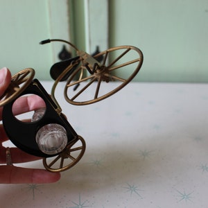 Vintage RETRO Mod Bicycle Salt and Pepper Shakers Set....glassware ...