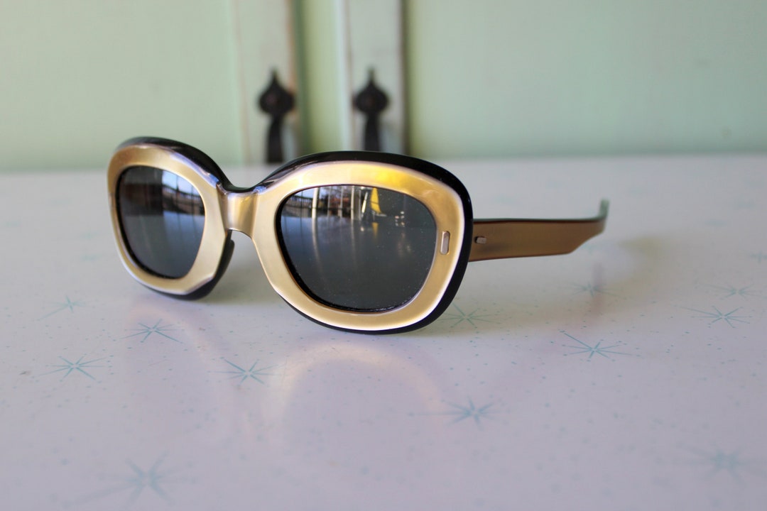 Vintage 70s Sunglasses: French Mod Style, Tinted Lens - Etsy