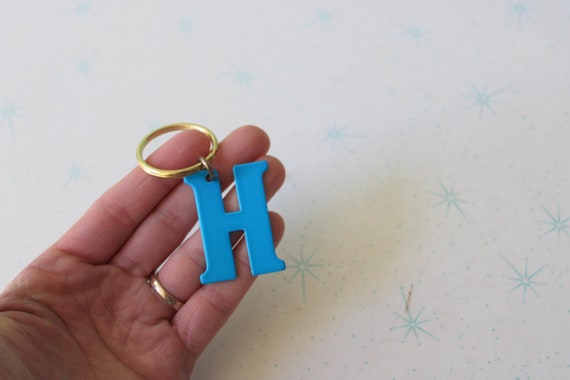 NOS Vintage LETTER H Blue Alphabet Keychains...hipste… - Gem
