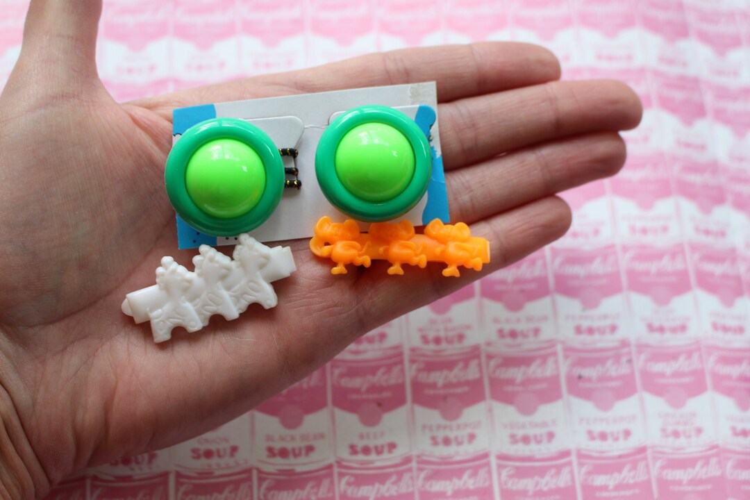 Vintage Neon Hair Barrettes: 1980s Kitsch Accessories Lot - Etsy