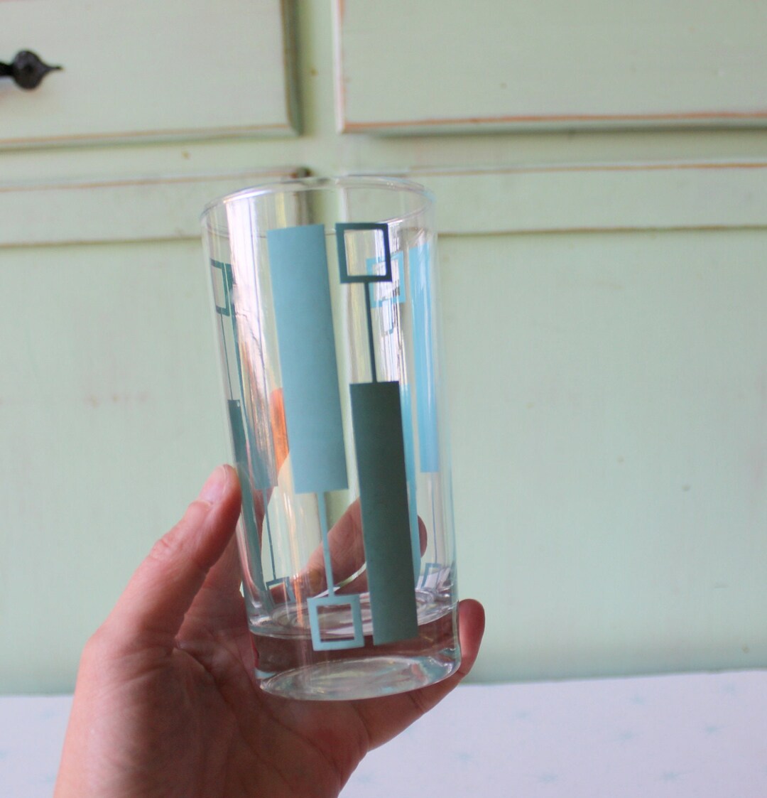 RETRO 1970s ATOMIC Blue White Dot Juice Glass.....retro Kitchen. Groovy ...