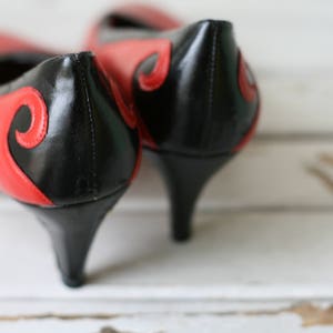 1980s Vintage Rocker Red Black Vogue Heels...size 7.5 Womens....pumps ...