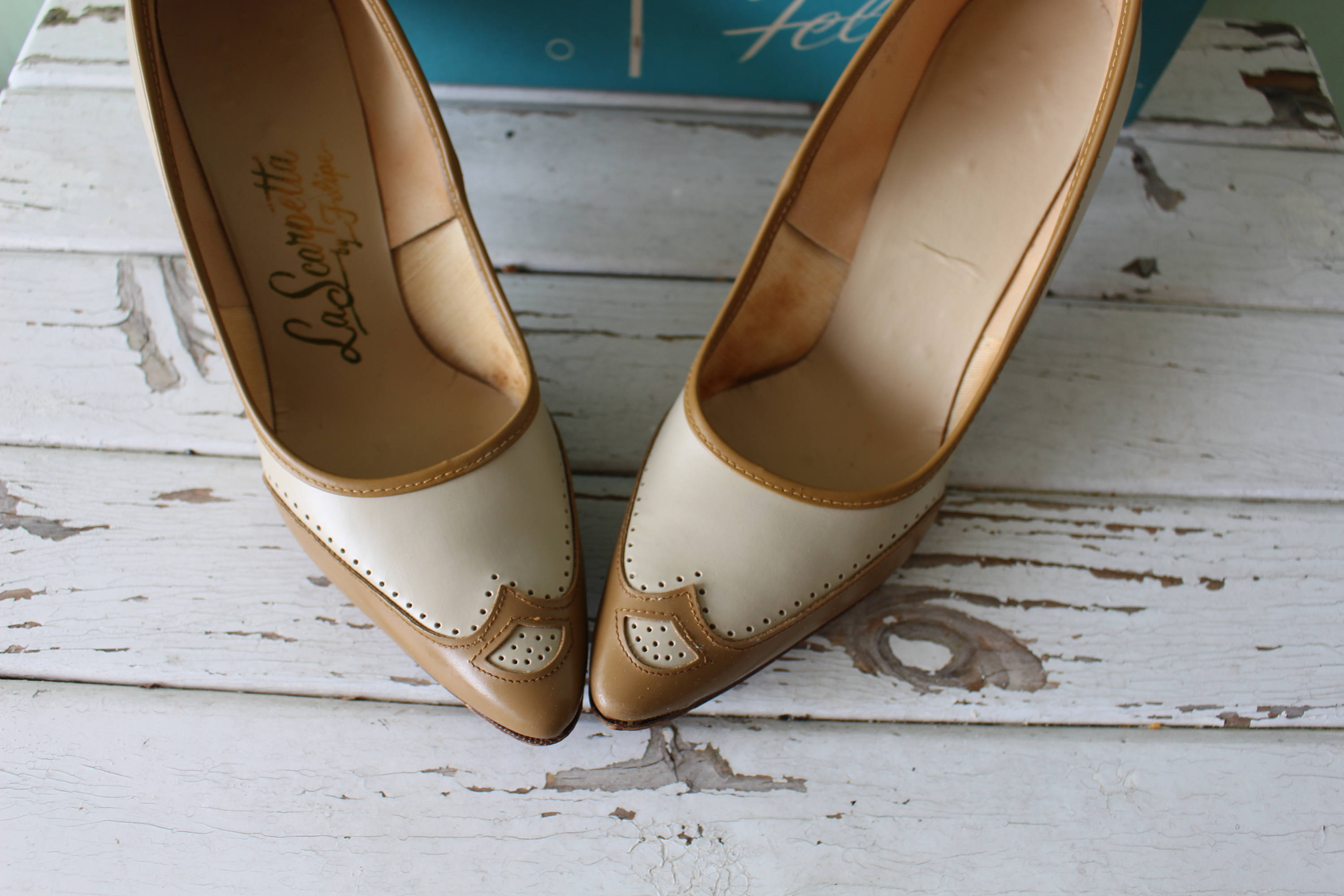 1960s DESIGNER VINTAGE Two Toned Classic Heels....size 6 | Etsy