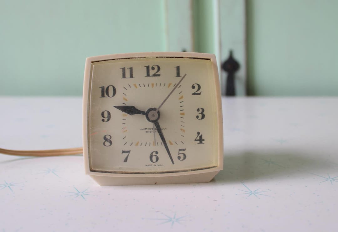 1970s MOD Atomic Retro Clock.....retro. Rad. Collectible. Rare. Mid ...