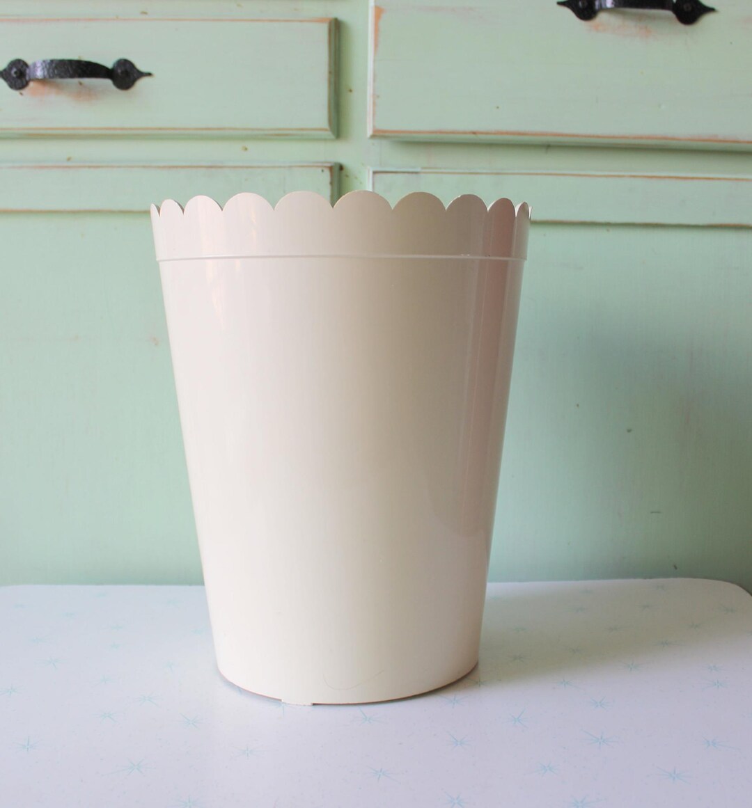 1970s RETRO Atomic Trash Can......bathroom. Pantry. Bins. Mid Century ...