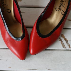 1980s Vintage Rocker Red Black Vogue Heels...size 7.5 Womens....pumps ...