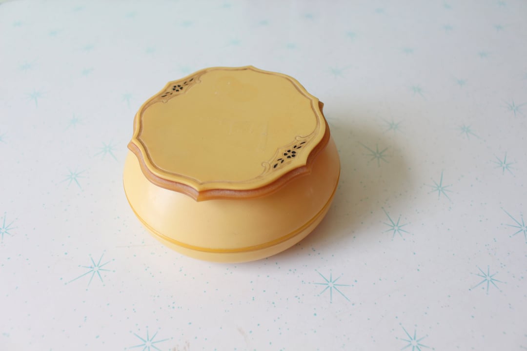 1970s Vintage Pamper Powder Bathroom Yellow Box......groovy. Pretty ...