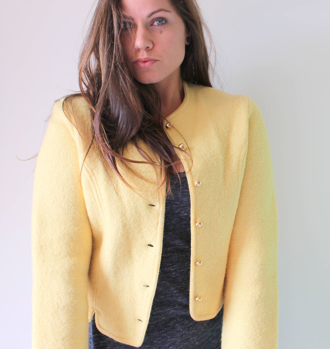1950s 1960s Yellow Sweater...colorful. Bright. Retro. 1960s Sweater ...