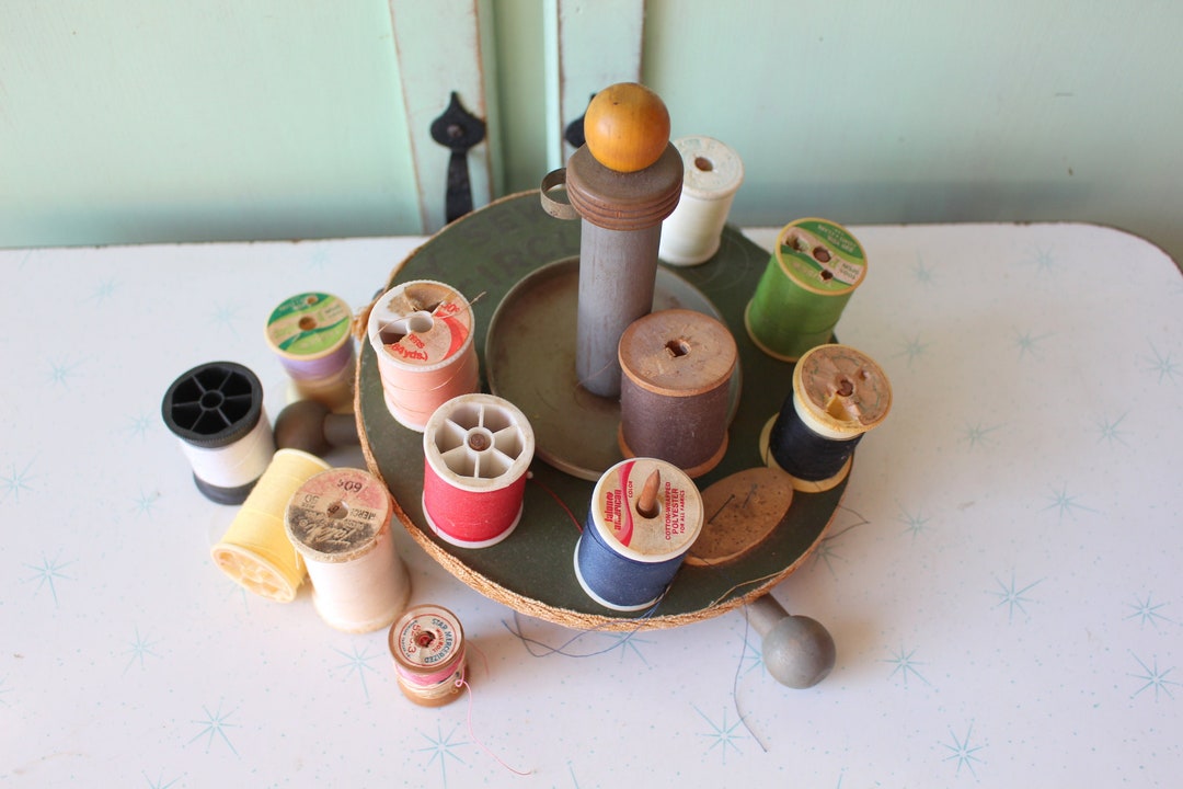 1970s Atomic Craft Sew Sewing Threads.....sew. Craft. Groovy. Seventies ...