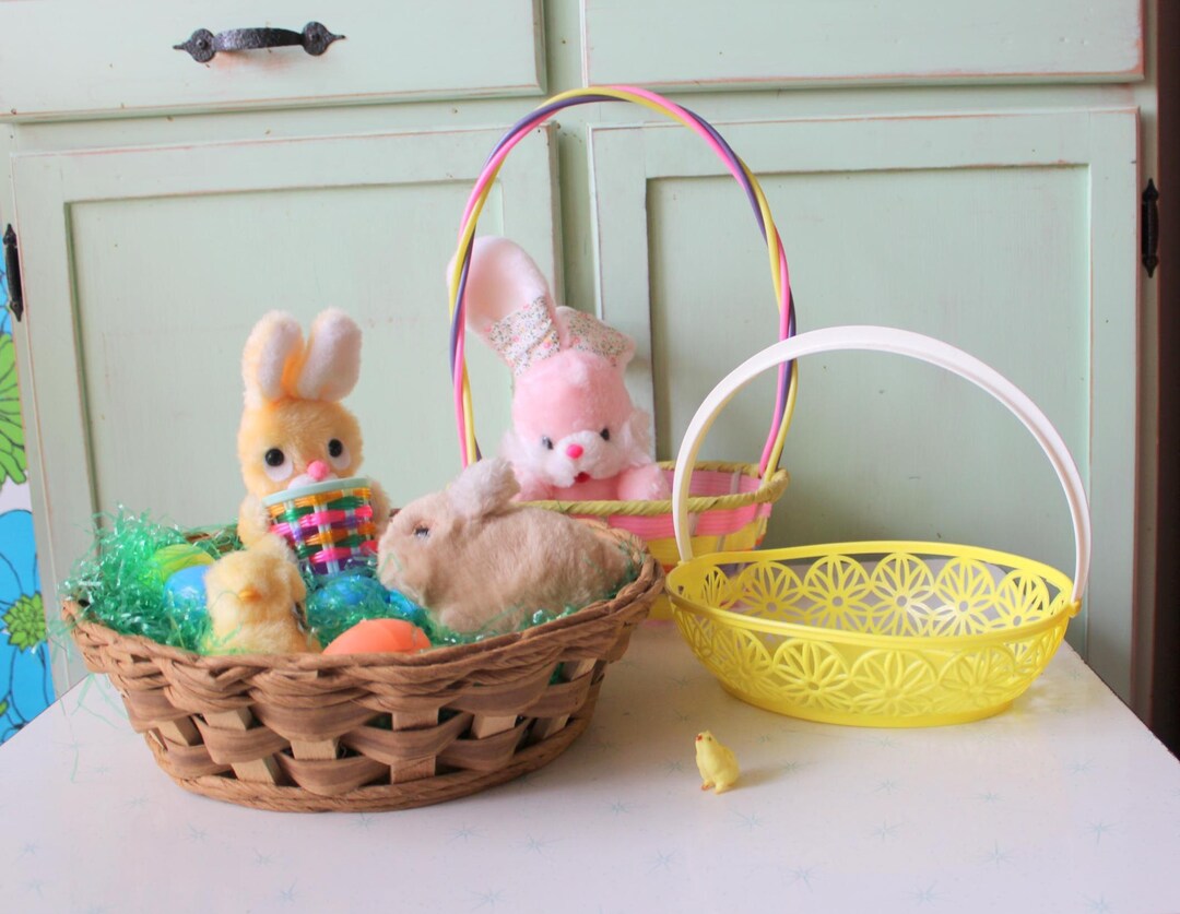 Vintage 1960s Bunny Rabbit Easter Basket Lot..retro. Yellow. Pink. Doll ...