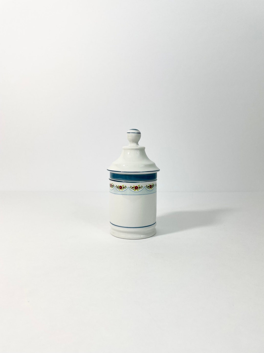 Vintage Blue and White Floral Porcelain Vanity Canister // Porcelain ...