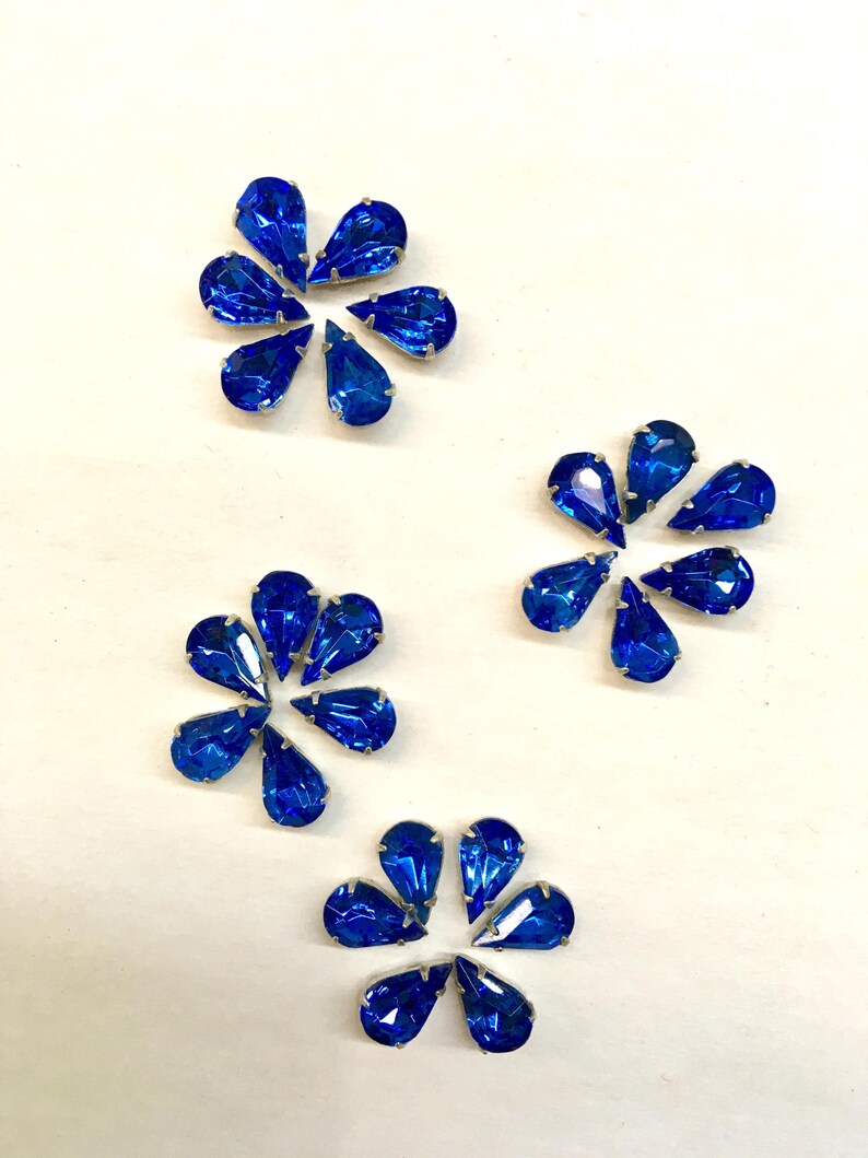 ROSE MONTEES 24 PCS Vintage 1940's-'50's Sapphire Blue Color Teardrop ...