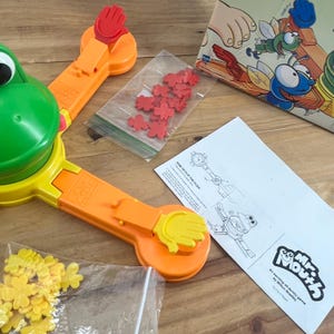 Mr. Mouth Frog Game Battery Operated Board Game Perfect for Even Young ...