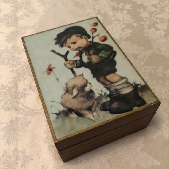 Toyo Japan Music Box With Blue Corduroy Inside Lining… - Gem