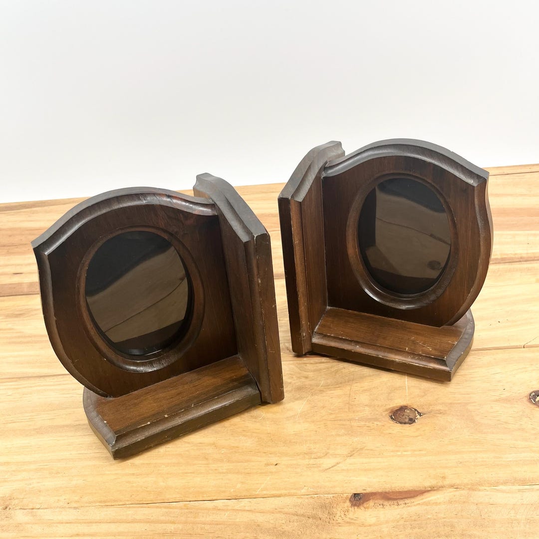 Solid Wood Bookend Set With Oval Photo Front Design Elegant Dark Wooden ...
