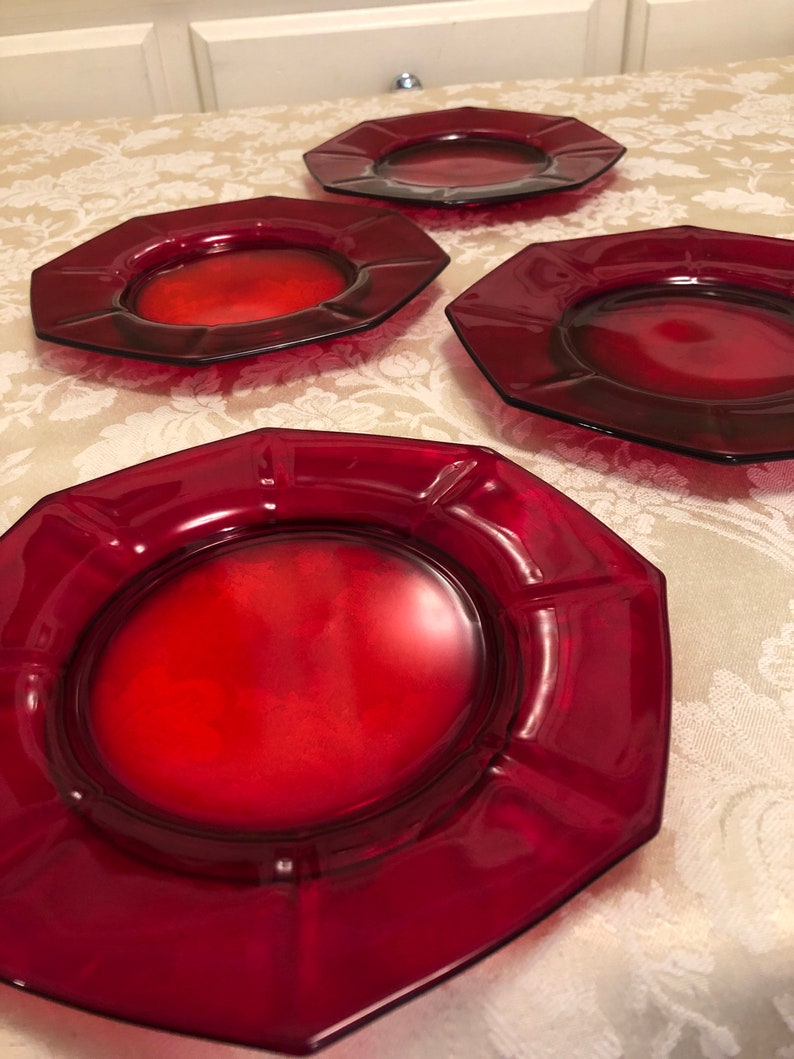 Red Carnival Glass Cake Stand Elegant Ruby Red Glass Cake - Etsy