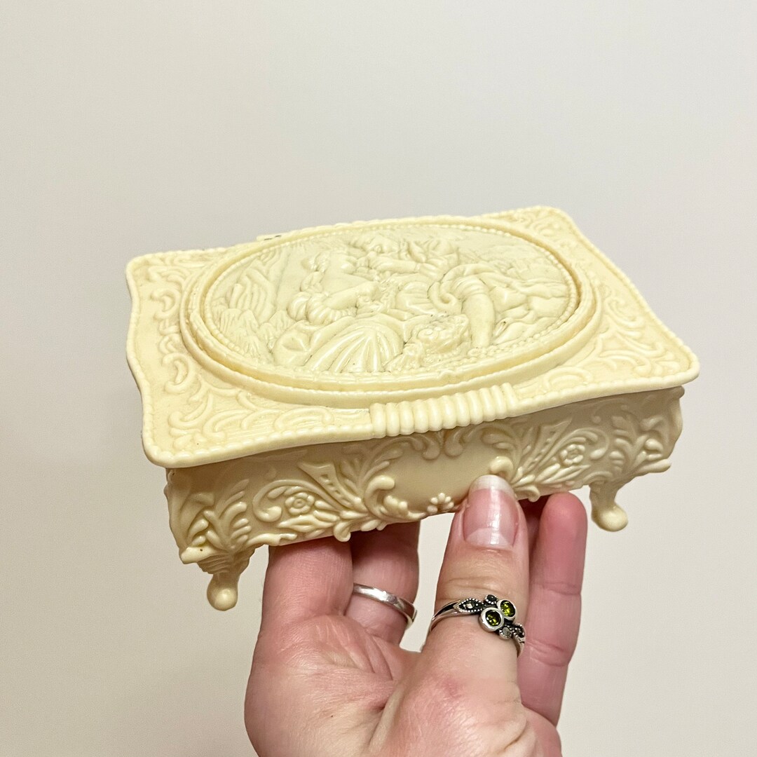 Vintage Ivory Color Cameo Look Table Box Footed Box With Mirror Top ...