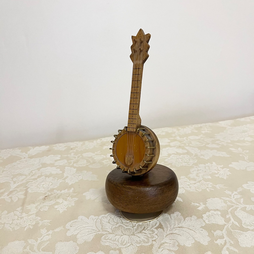 Vintage WILLITTS Wooden Banjo Music Box “oh, Susannah” Folk Song, 9” H ...