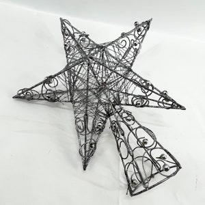 Wire Tree Topper Star Thin Wire With Star Inlay Bold but Delicate Tree ...