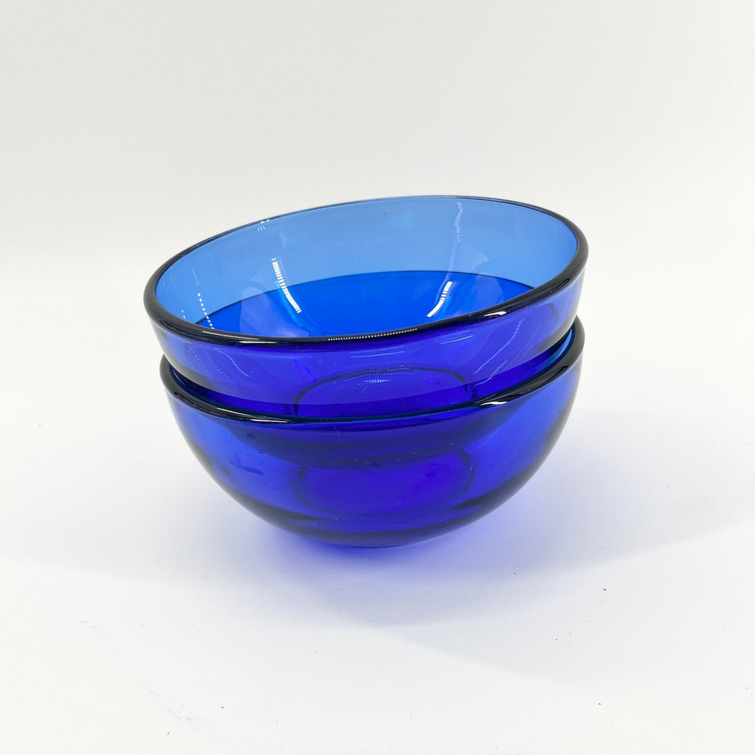 2 Cobalt Bowls Glass Bowls Beautiful Circular Design of Cobalt Blue ...