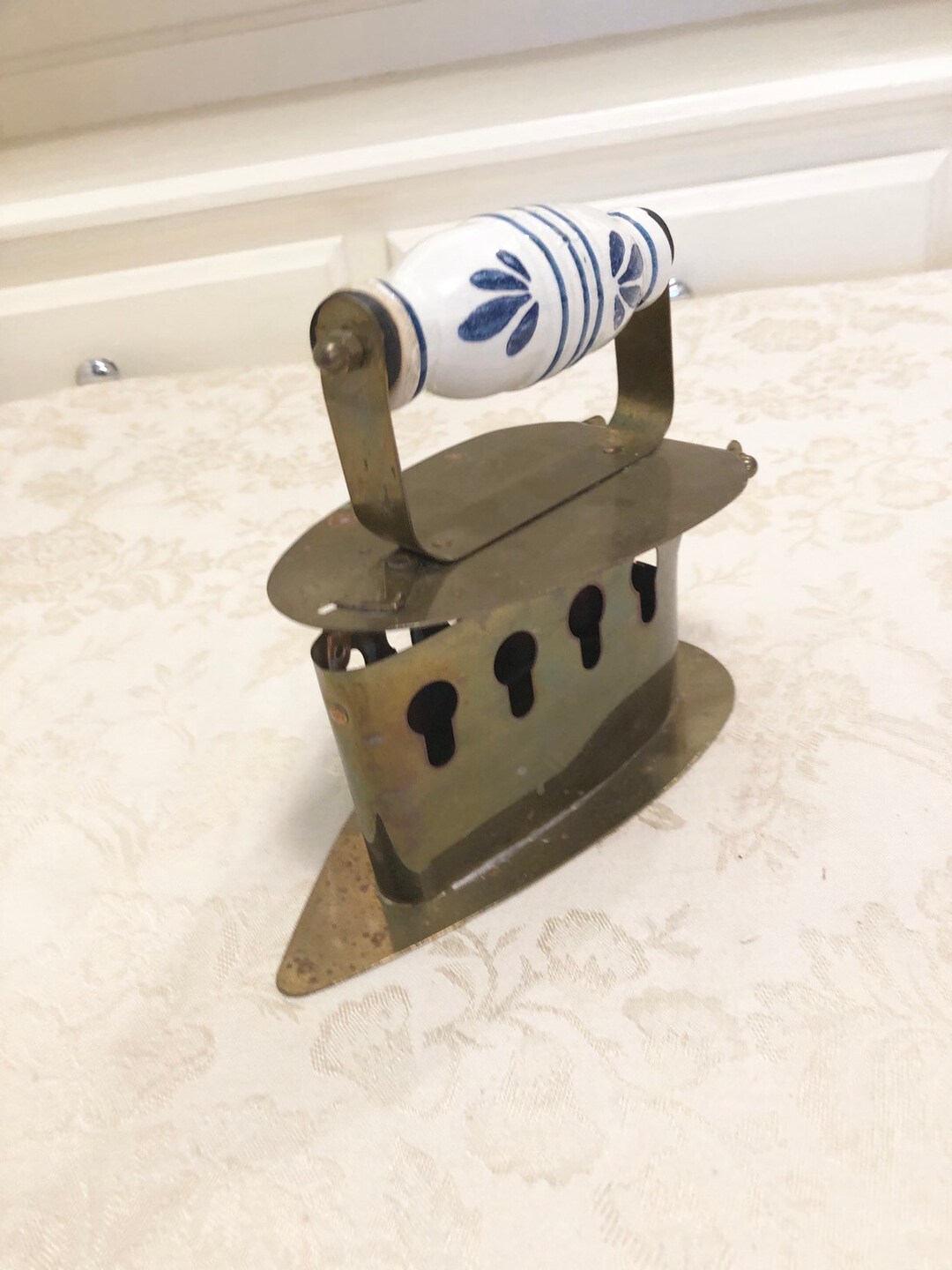 Antique Solid Brass Iron Rare Brass With White and Blue Dutch Painted ...