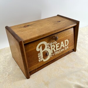 Primitive Bread Box Country Kitchen Reads Bread. All Original Beautiful ...