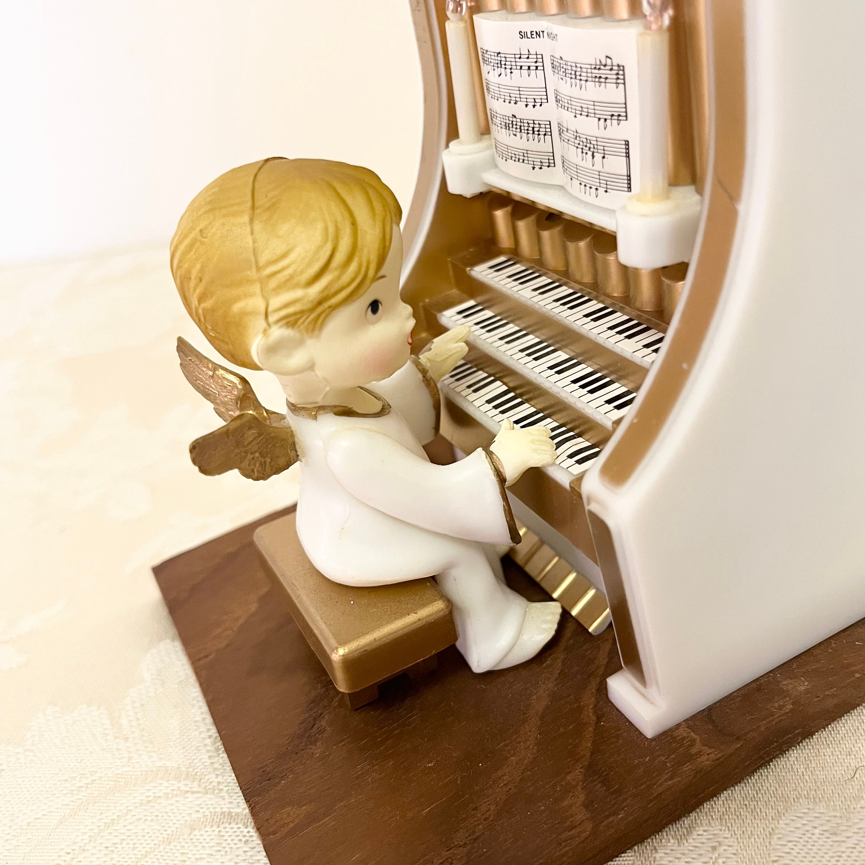Angel Playing the Organ the Keyboard Instrument Lights up With Two ...
