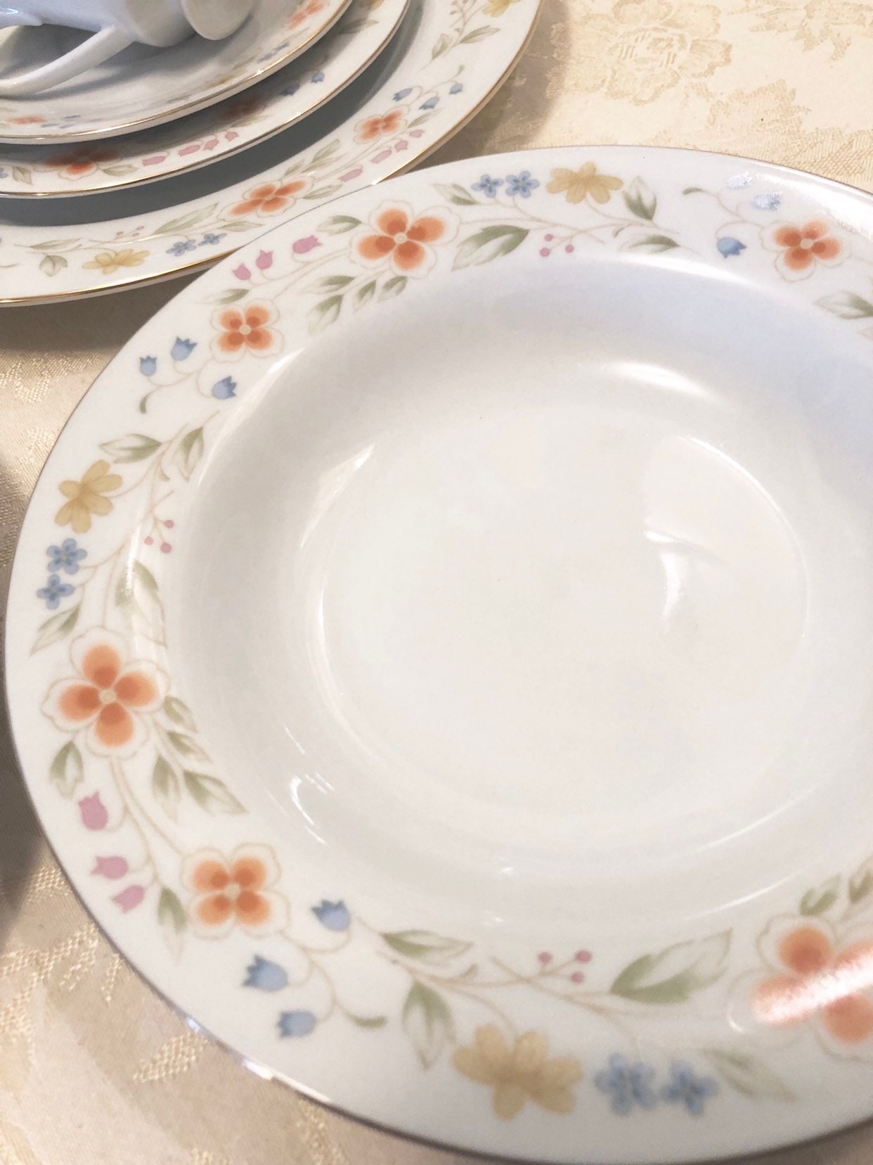 Delicate Vintage Dinner Set Includes 20 Pieces Full Serving | Etsy