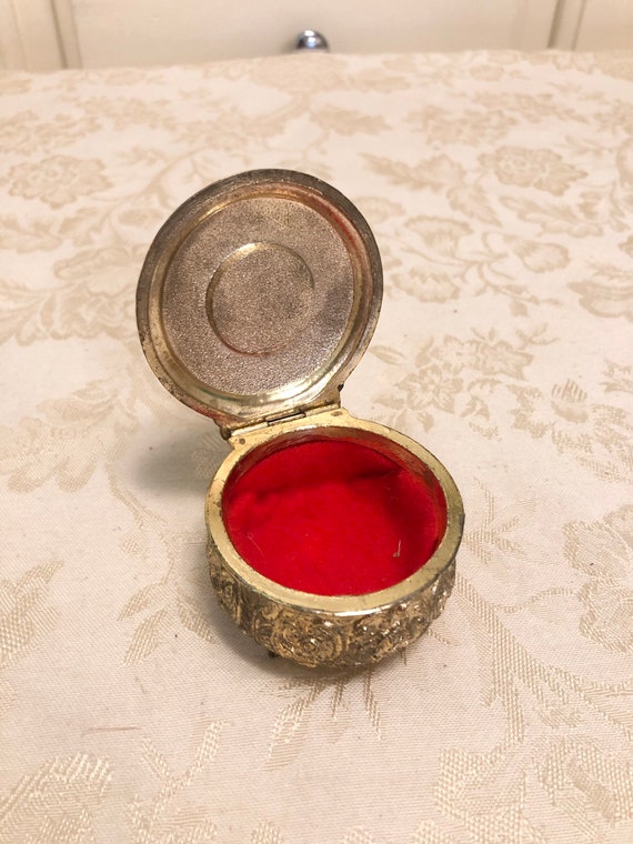 Antique Enamel Table Saccharine Style Box White Ename… - Gem