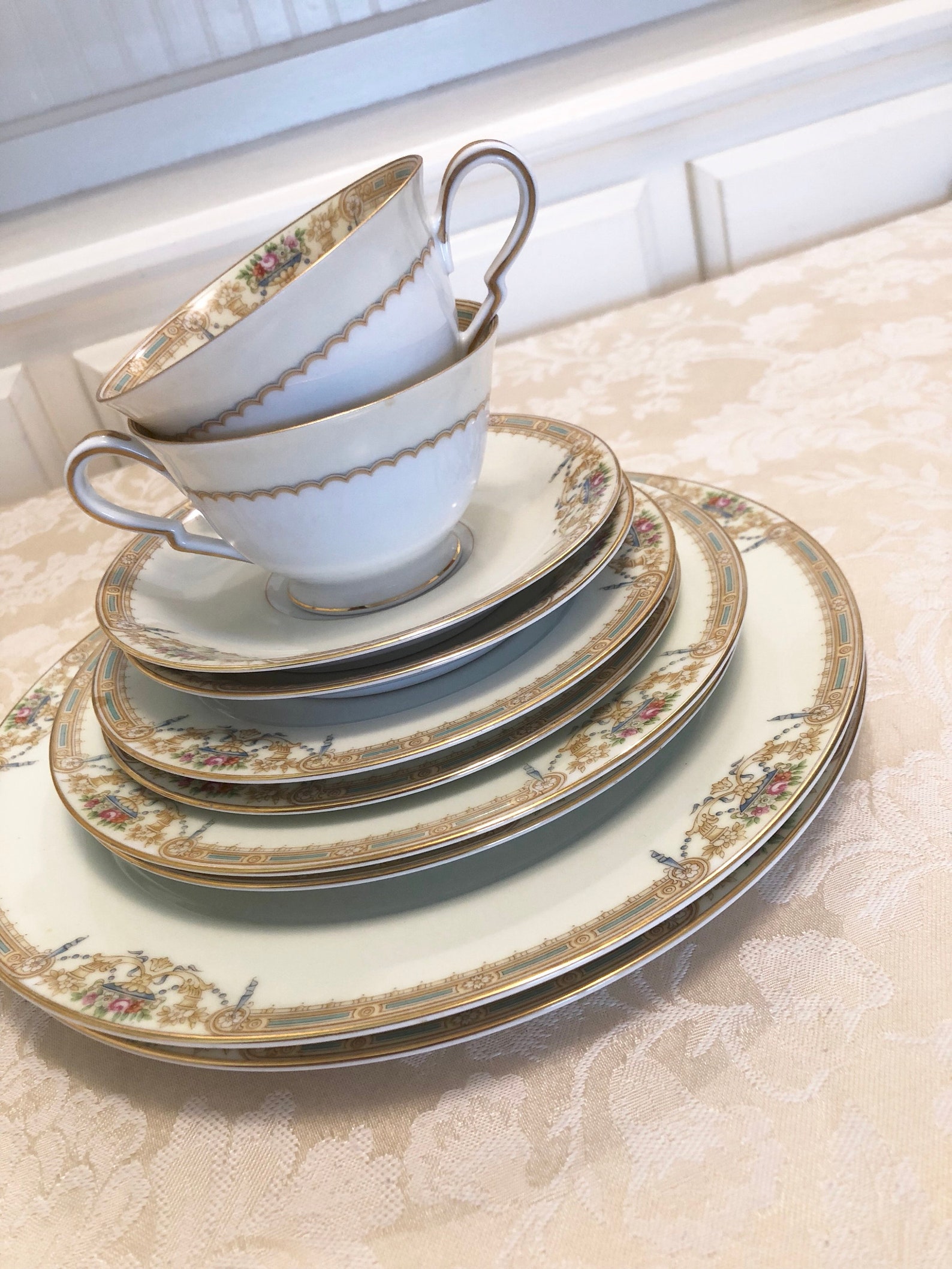 Noritake Japan Dinner Plates Noritake Retired Discontinued 10 Inch ...