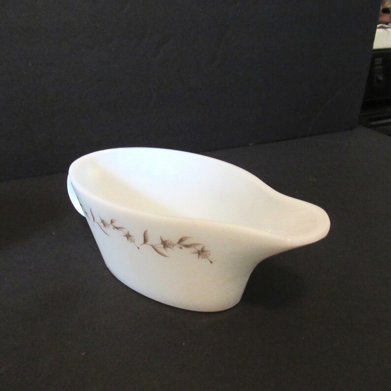 Pyrex Silver Birch 1970s J&J Gravy Boat, Made in England, Serving Pyrex ...