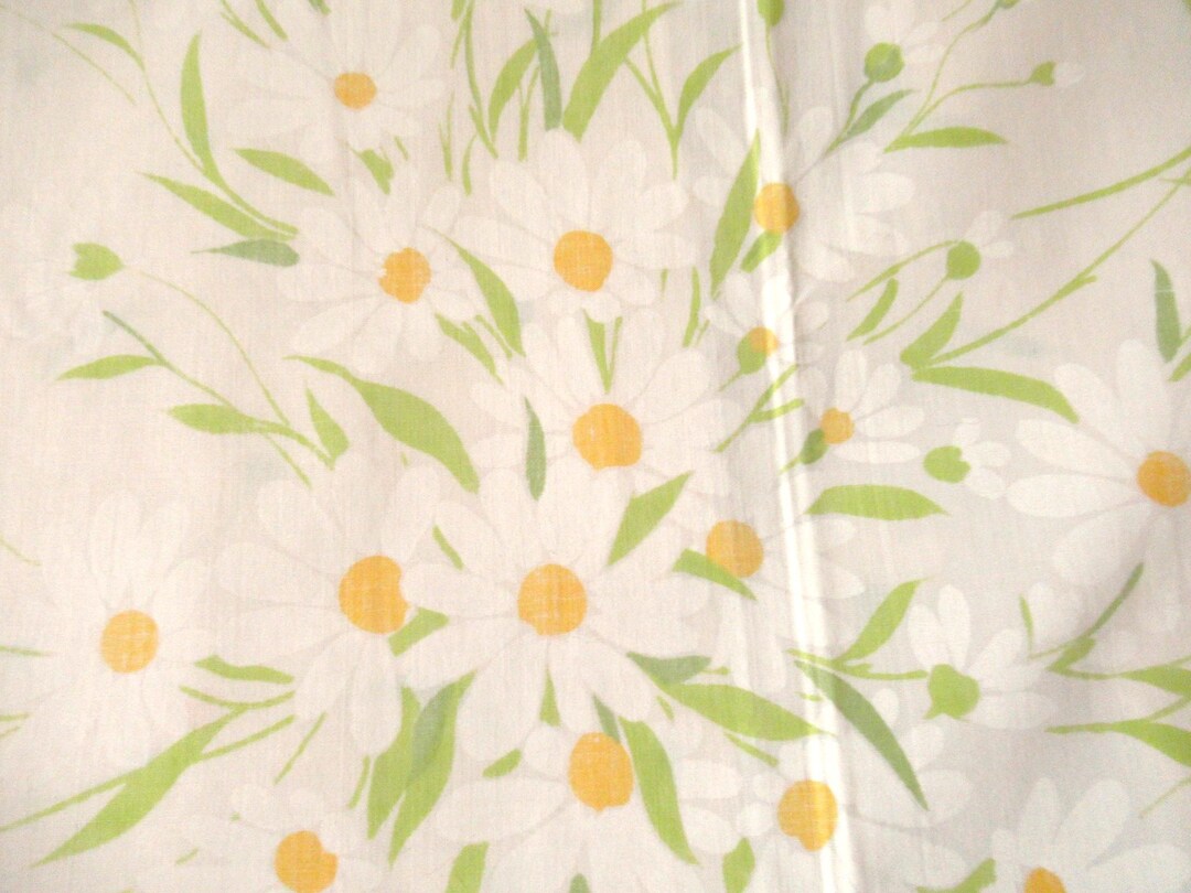 Vintage Full Flat Daisy Sheet, Vintage Fabric, Poly Cotton Sheet ...
