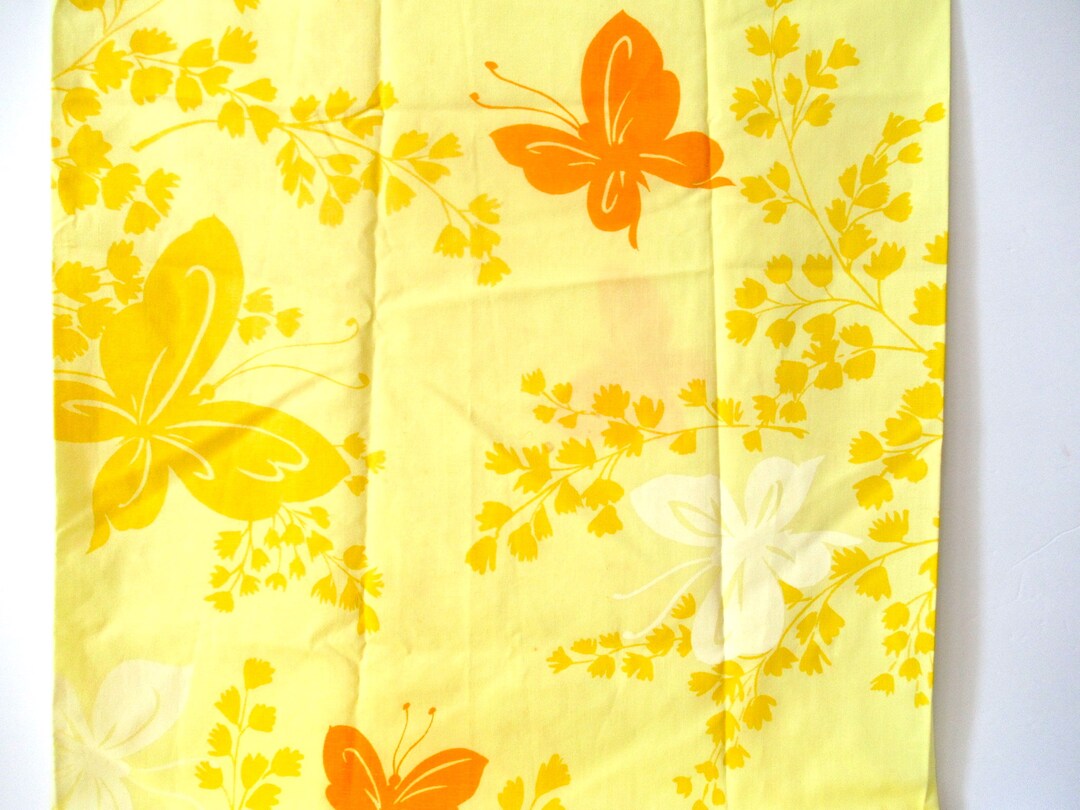Vintage Queen Flat Yellow Sheet, Vintage Fabric, Poly Cotton Sheet ...
