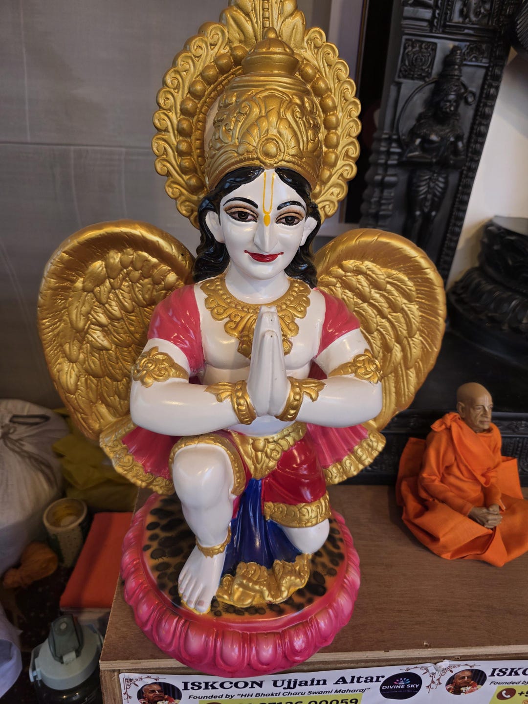Garuda Dev Ji Idol 21 Zoll | Vishnu Vahana Garuda Statue | Fibre Harz ...