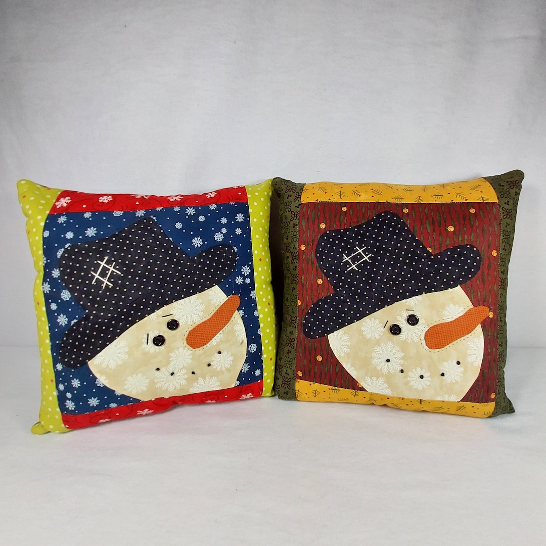 Decorative Winter Chair Pillow ~ 13 Inch Snowman Throw Pillow ~ Winter ...