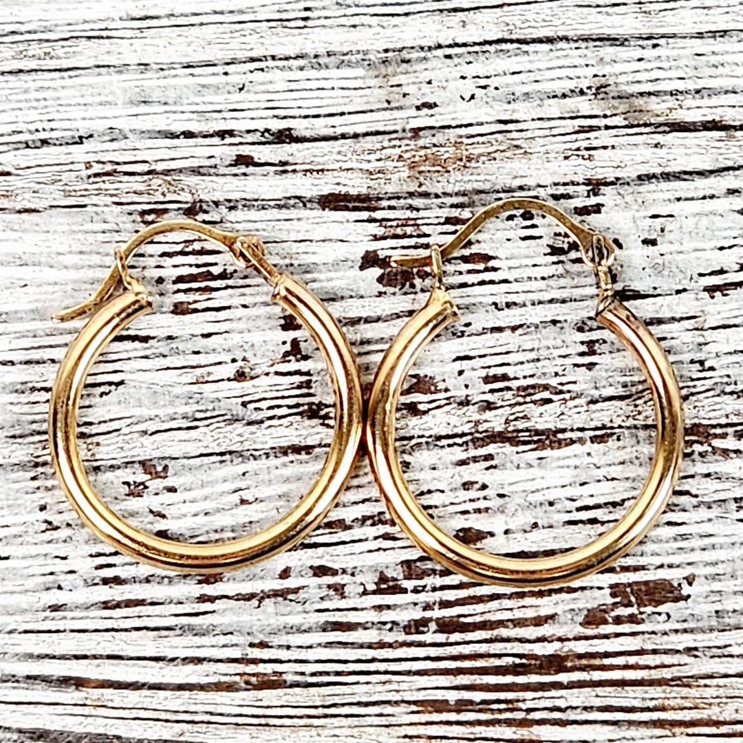 Vintage 14K Yellow Gold Hoop Earrings Round Circle Staple Hoops Luxury ...