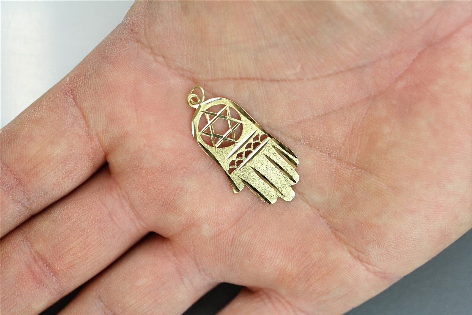 Vintage Hamsa Hand Star of David 14K Yellow Gold Pendant Charm Pretty ...