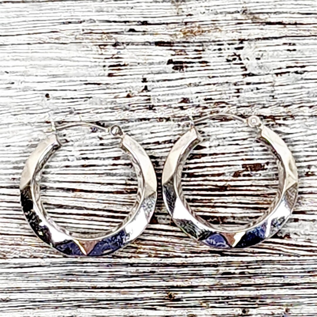 Vintage 14K White Gold Hoop Earrings Faceted Round Staple Hoops Luxury ...
