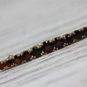 Vintage 18K YLW Gold Garnet Brooch Bar Pin Luxury Gorgeous - Etsy