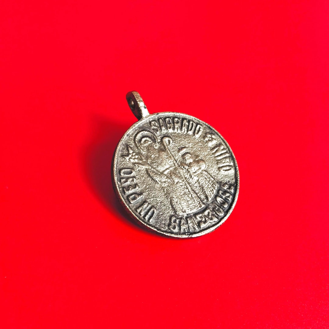 Sacred Peso Sagrado Amulet – Filipino Talisman, Protection & Fortune - Etsy