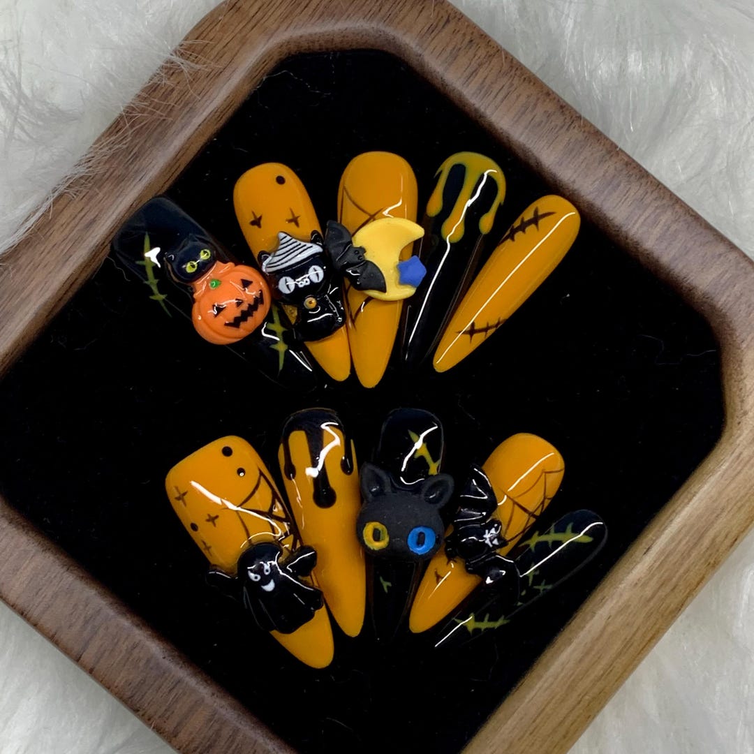 Halloween Horror Press on Nails | Pumpkin Head & Little Devil Design ...