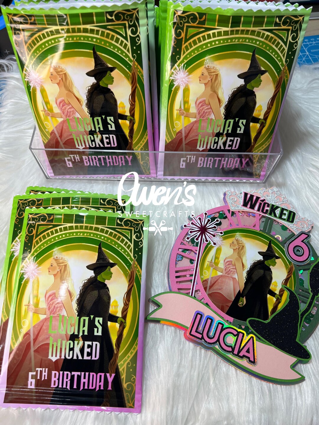 Wicked 3D Shaker Cake Topper + 15 Chip Bags + Cupcake Toppers ...