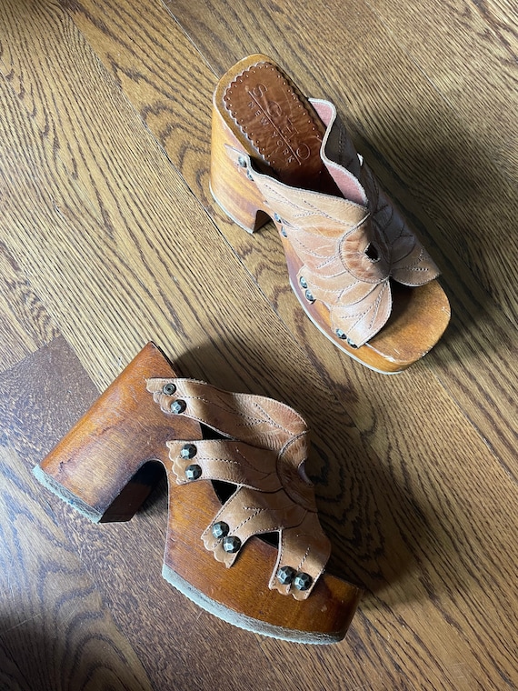 70s platform clogs - Gem