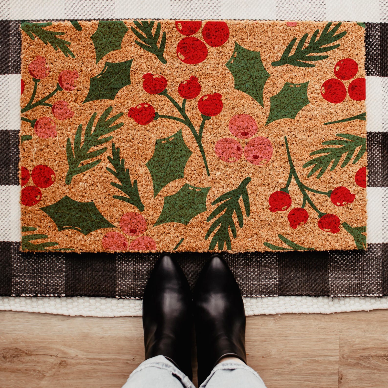 Merry Christmas Doormat With Holly Leaves, Festive Holiday Welcome Mat ...