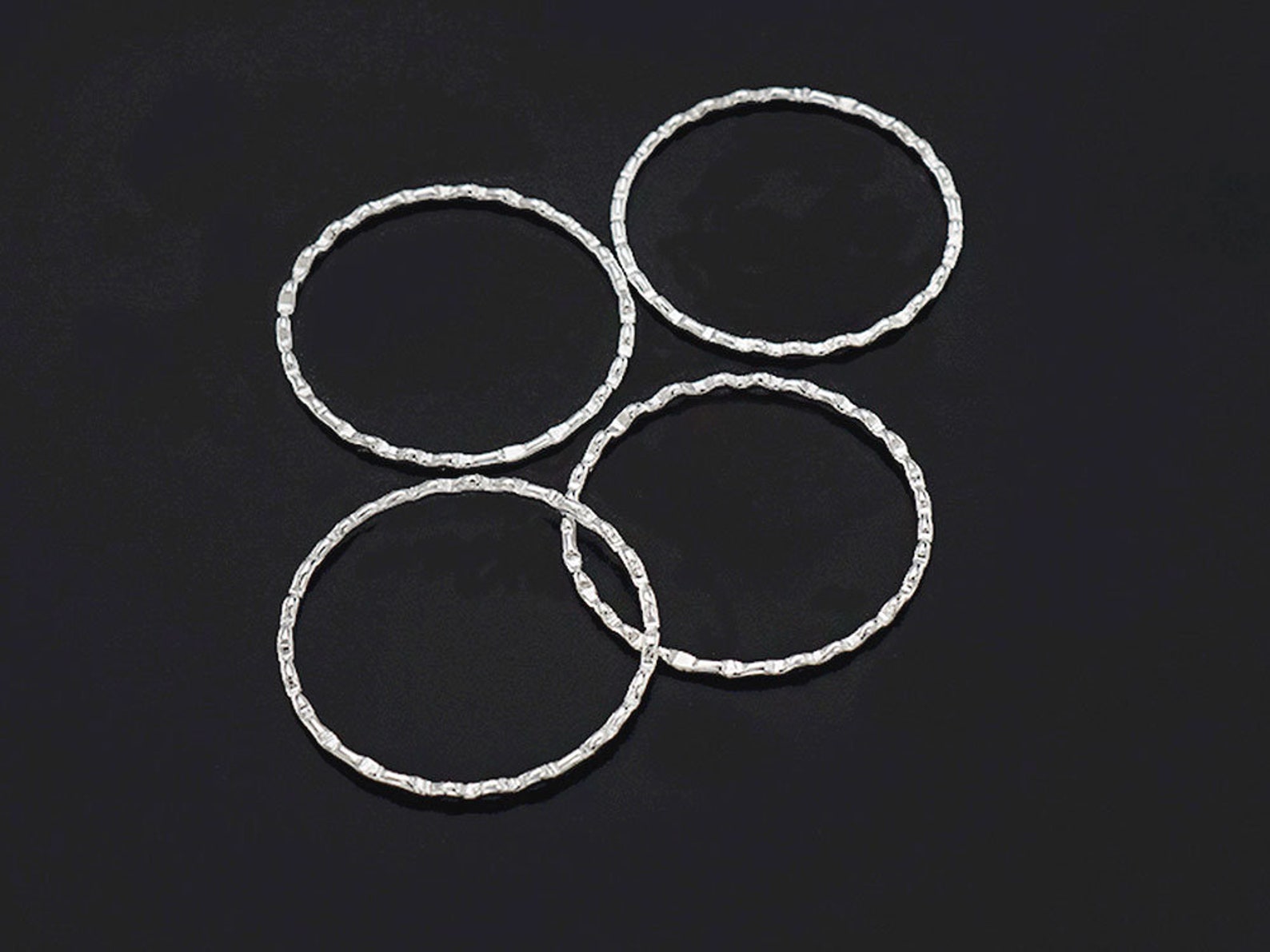 4 of 925 Sterling Silver Hammered Circle Closed Rings | Etsy